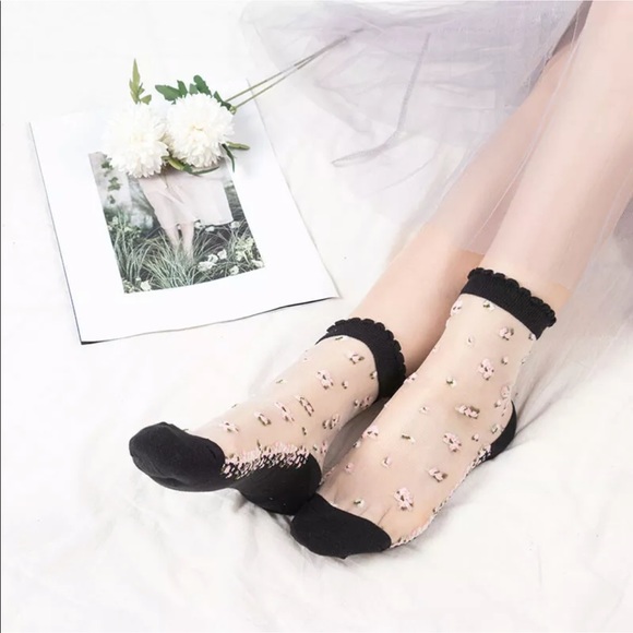 Pink Magnolia | Accessories | Nwt Transparent Flower Lace Crystal Silk ...